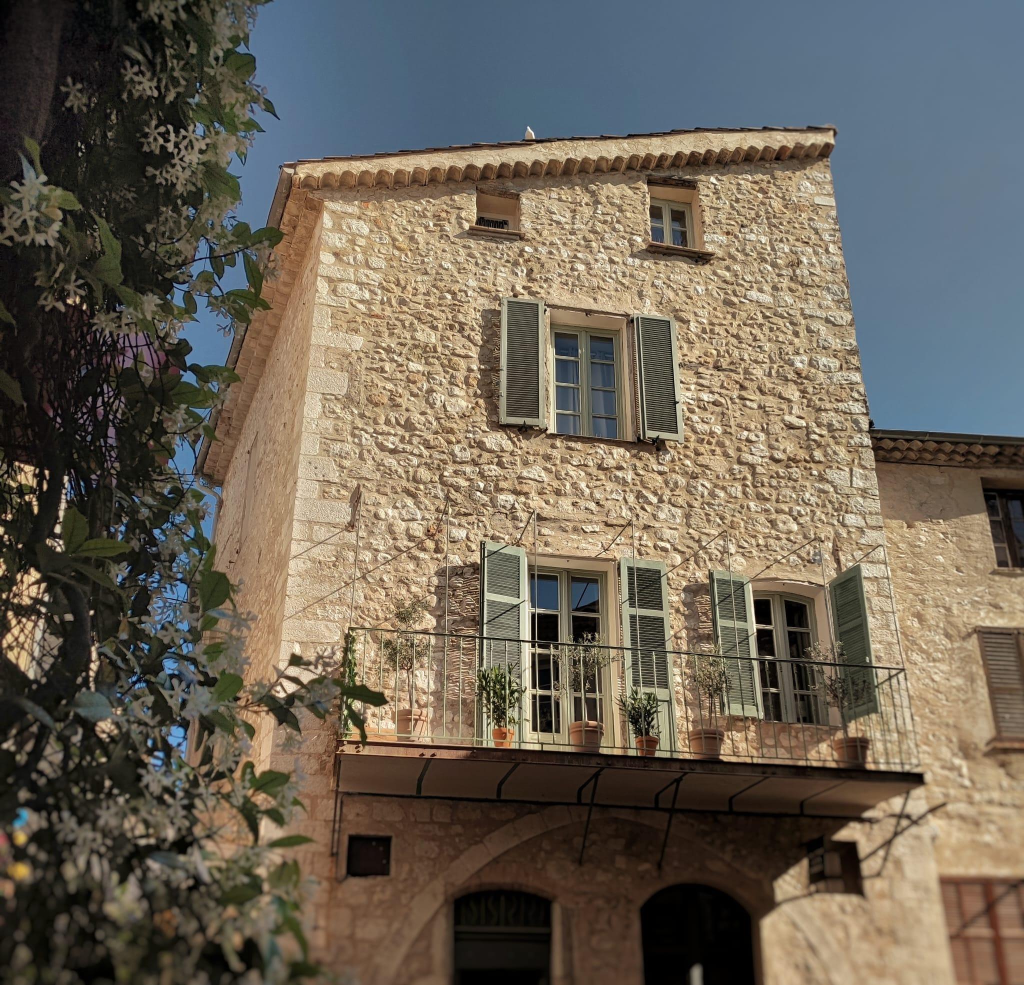 Santa Lazo | Saint-Paul-de-Vence, French Riviera | Village house